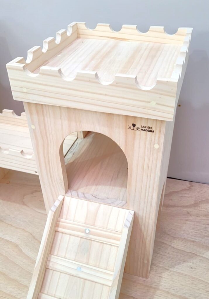 Castelinho G - Lar em Madeira